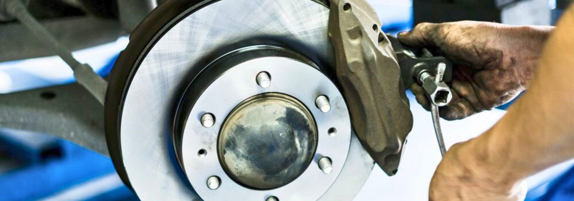 Top Signs Your Car Needs Brake Repairs - Lowes Garage Worcester